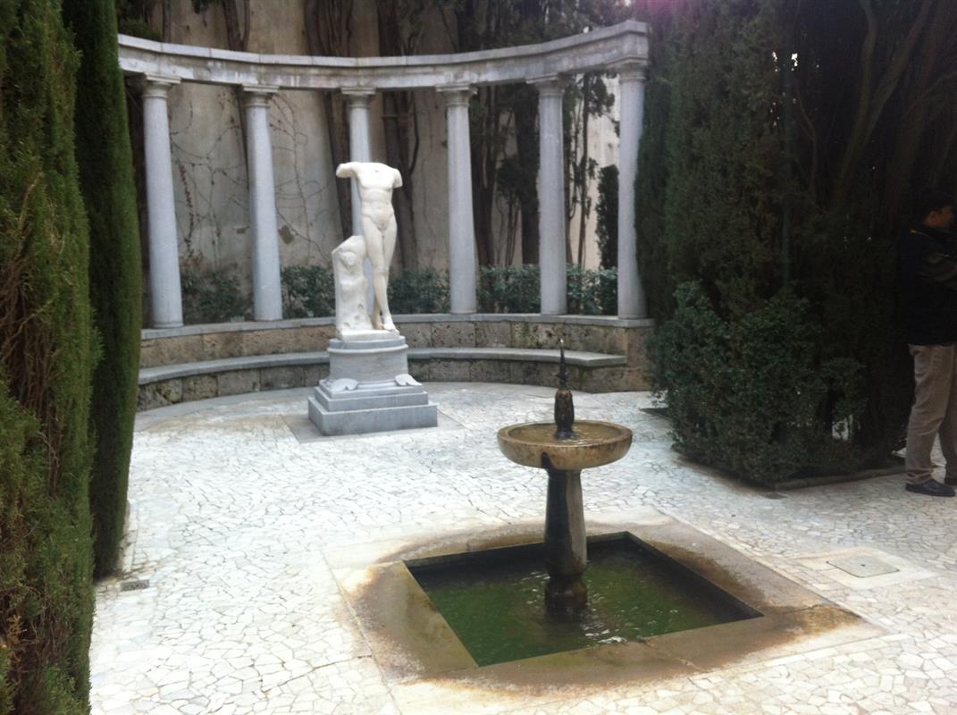 A Guide to museums in Granada Spain (including Alhambra Museum)