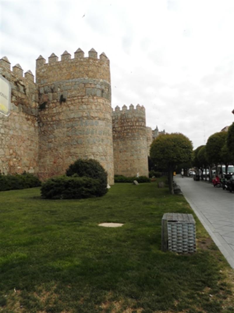 Spanish saints and heroes and their cities